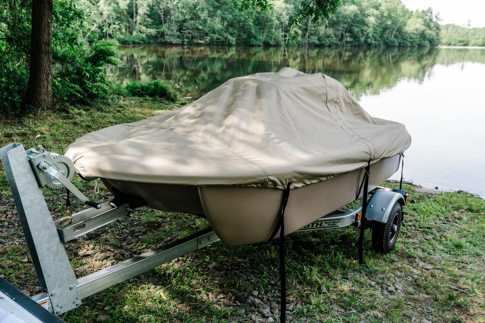 The Twin Troller X10 Deluxe - Premium Features in a Small Fishing Boat ...